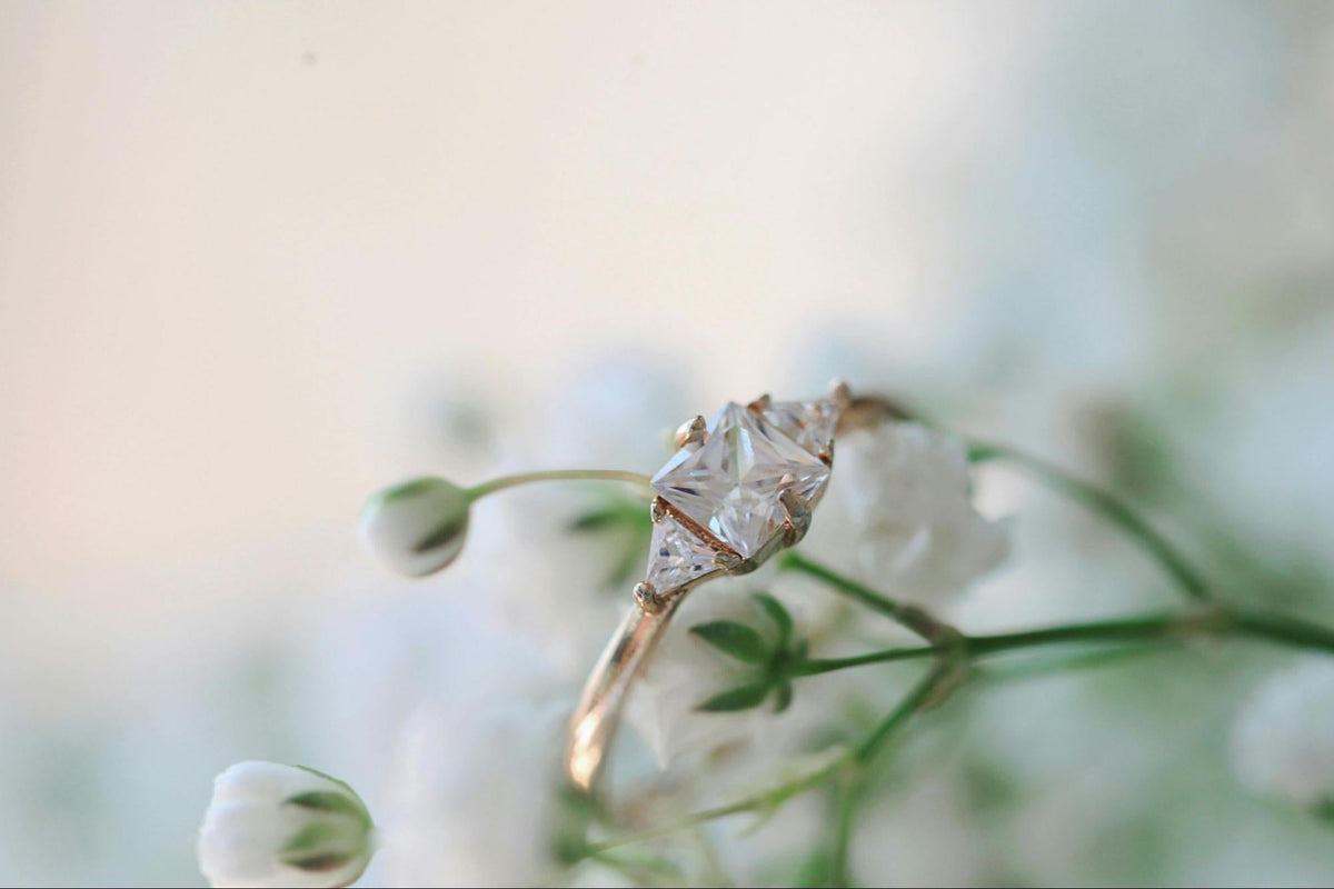 What Is Carat Weight? Diamond Size Explained | Mikado Diamonds